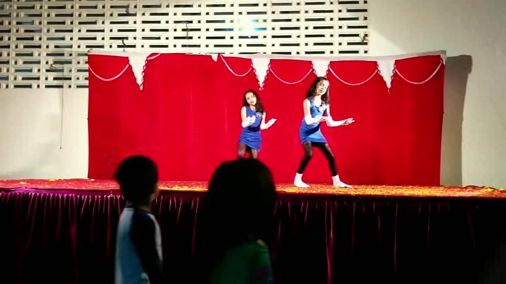 MM - Anannya and Asmi Dance Performance - YouTube