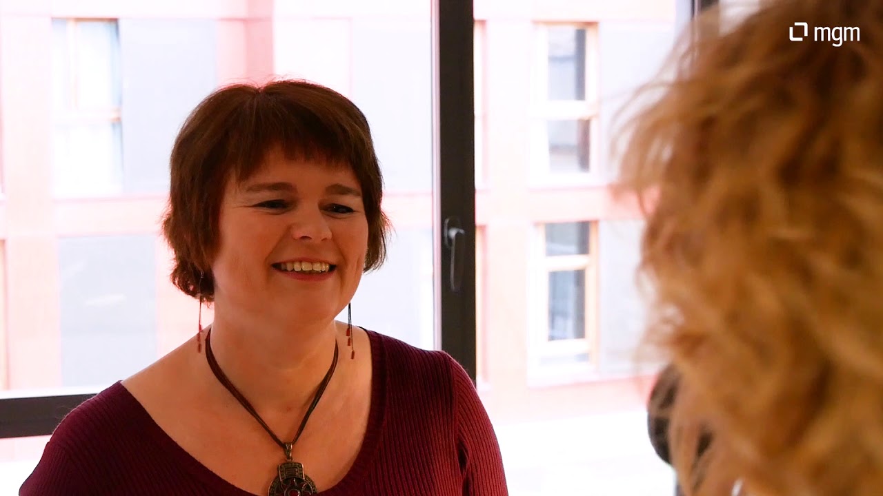 Du tac au tac avec Marie-Estelle ! - YouTube