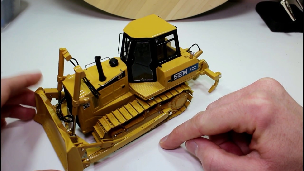 RC SEM 822 Dozer Part 1 - First look and disassembly - YouTube