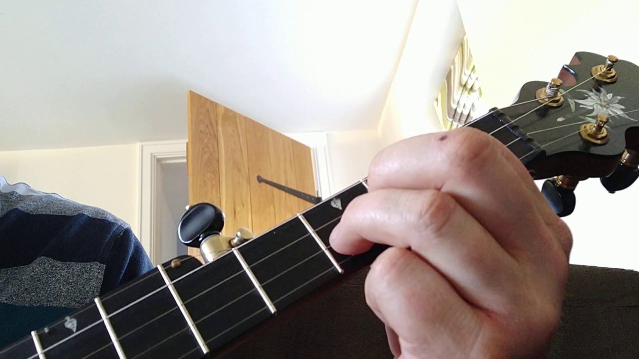 My Epitaph. Ola-belle Reed. Clawhammer Banjo. Left hand close up ...