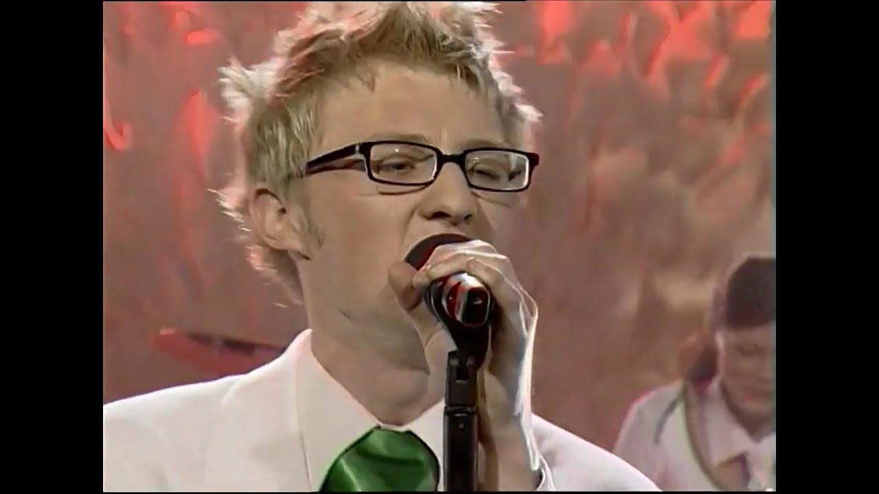 Ewert Sundja - Dance (Eurolaul 2004) - YouTube