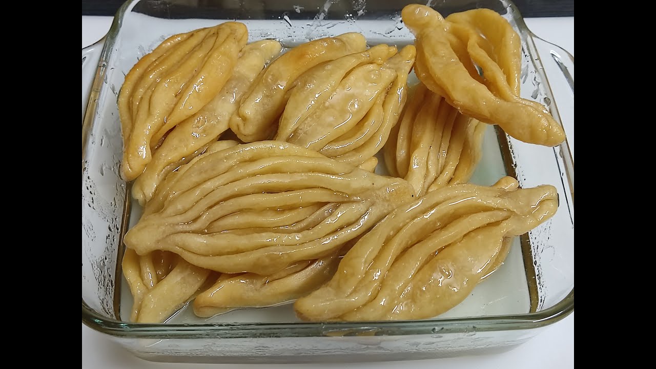 Elo Jhelo Recipe | Champakali Recipe | Kamranga Goja - YouTube