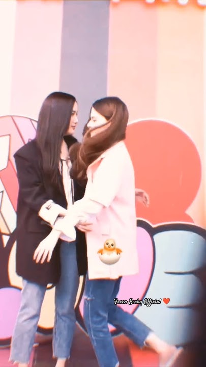 Freen Becky 😍 Together Forever ♾️ #freenbeck #freensarocha #beckyarmstrong #gaptheseries - YouTube