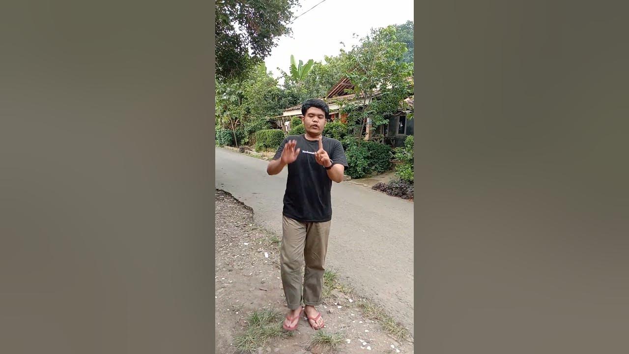 Motor kesayangan. #trending #lucu #bodoransundangakak #comedy #komedi #bodorsunda #ngakak #funny ...