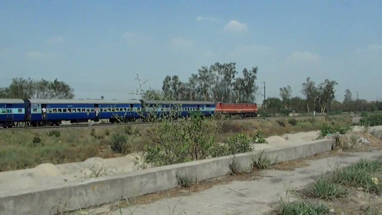 IRFCA - "2716" ASR-NED EXPRESS - YouTube