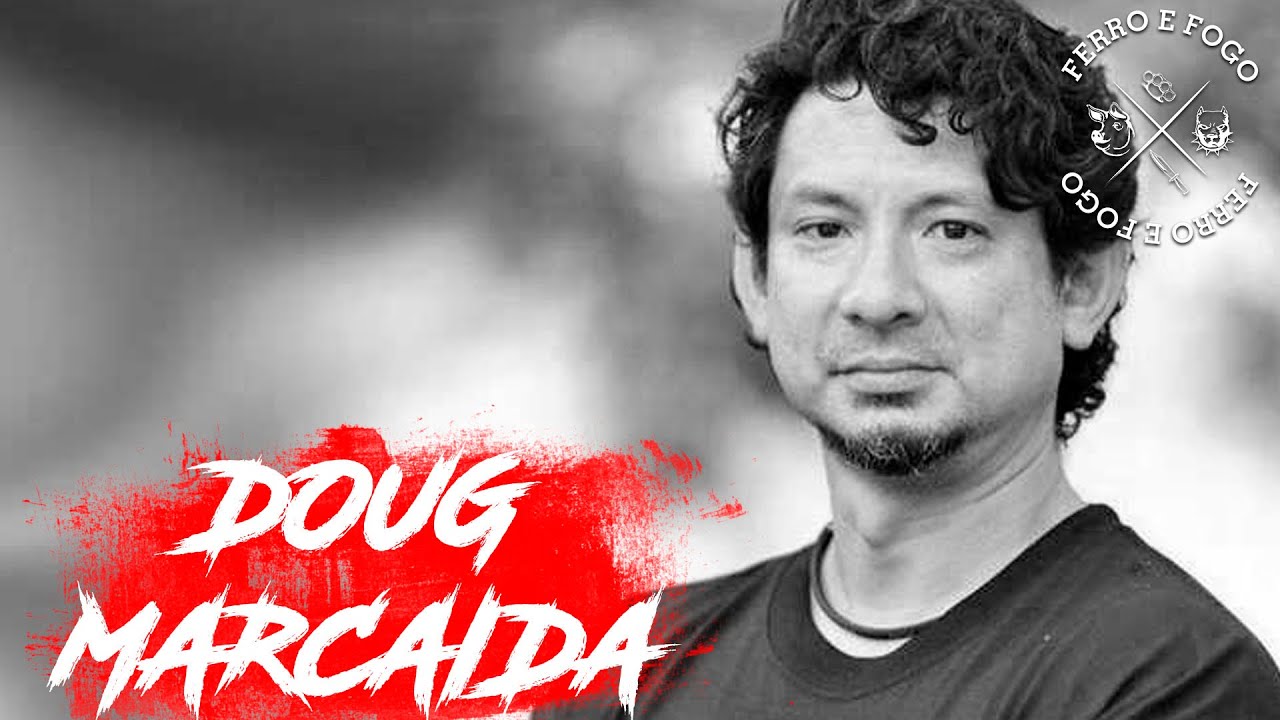 KARAMBIT: com Doug Marcaida - YouTube