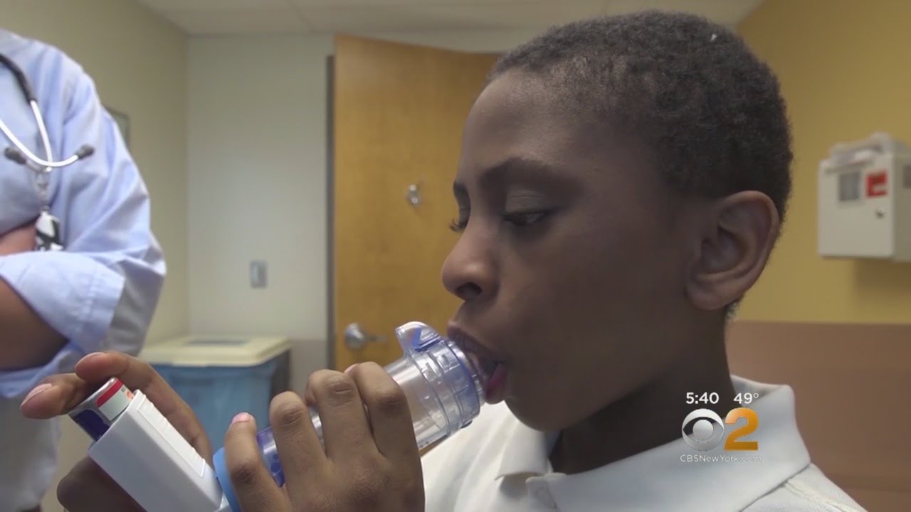Dr. Max Gomez: Inhaler Misuse - YouTube