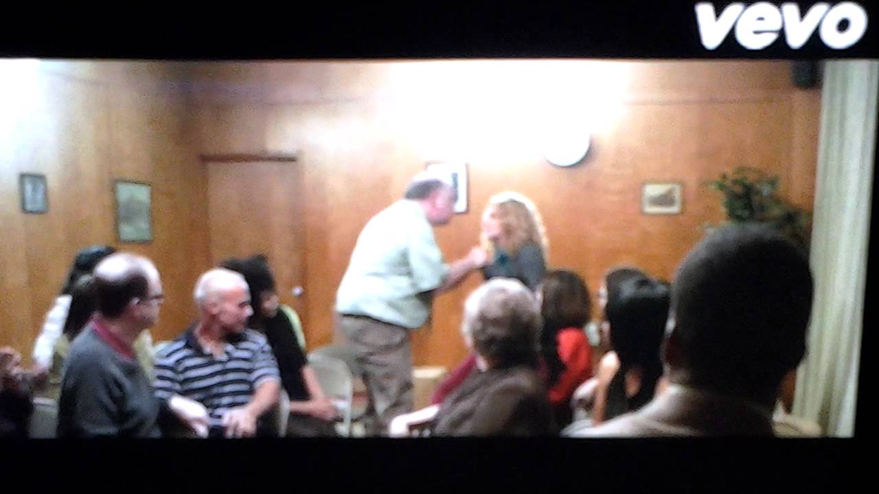 Counting stars vevo - YouTube