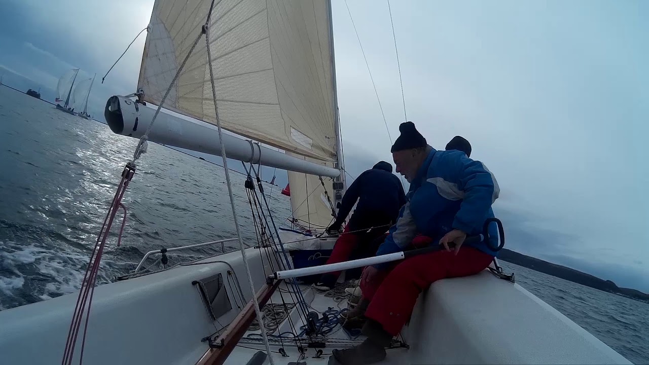 Curly Wurly, Cork 1720, RWYC Icicle Series Race 2, 20171126 - YouTube