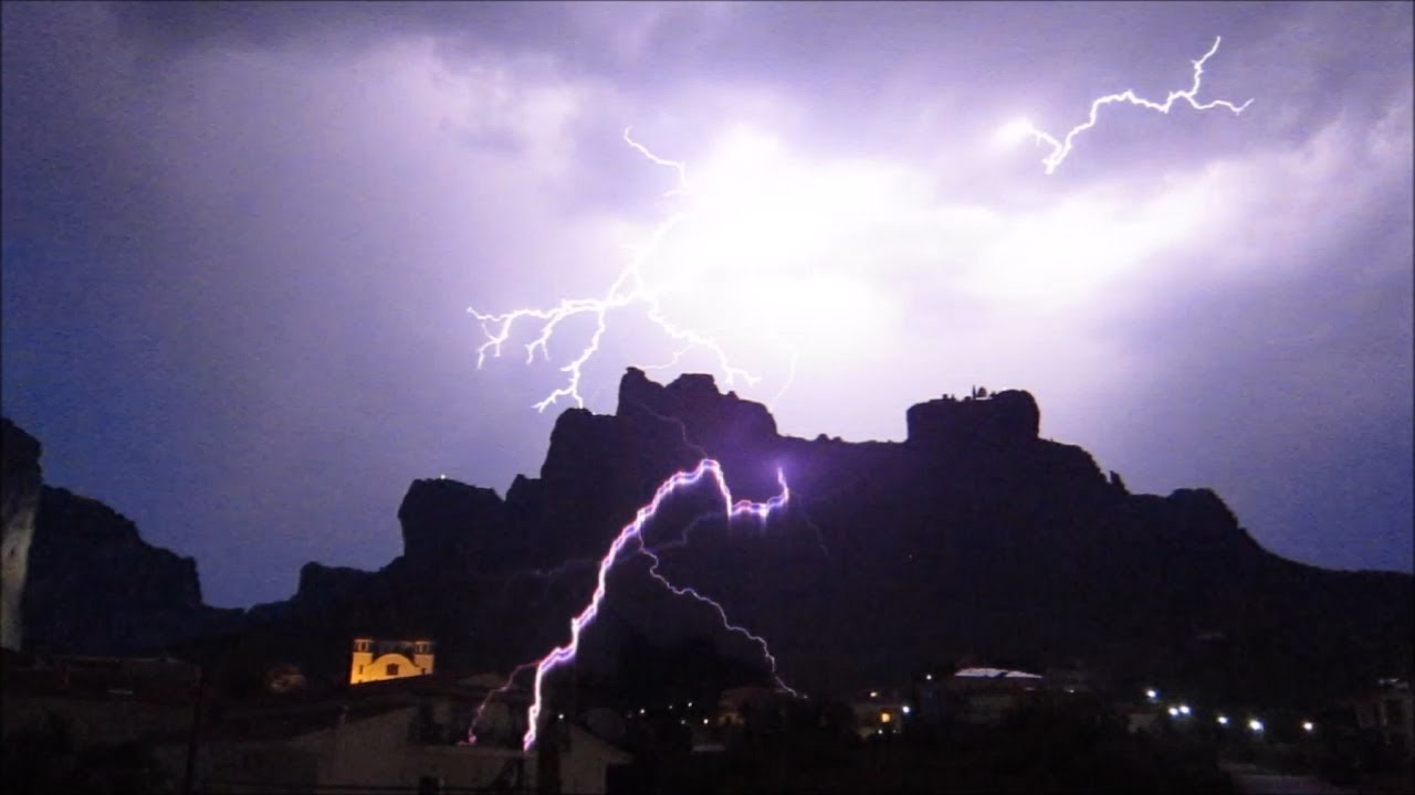 Thunderstorm in Meteora, Greece (9 July, 2017) - YouTube