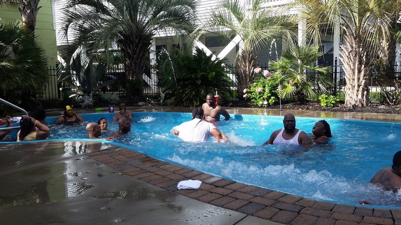 BLACK BIKE WEEK | MYRTLE BEACH, SC | 2016 | "Headhunterz MC Pool Party ...