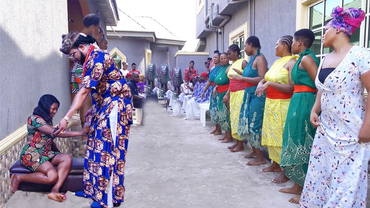 Prince Chose The Banished Orphan Everyone Mocked 2B His Princess Worthy ...