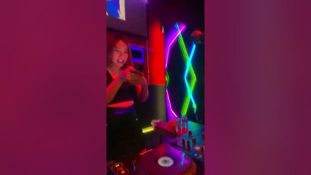 R2M BJM - MALAM TAHUN BARU 2023 AT ATHENA HBI BANJARMASIN - YouTube