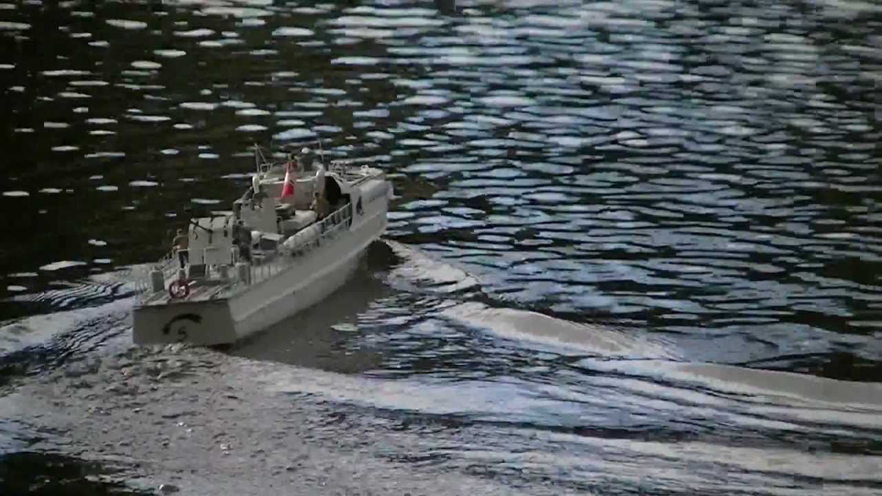 Schnellboot S100 Scale 1/35 Full RC Italeri kit - YouTube