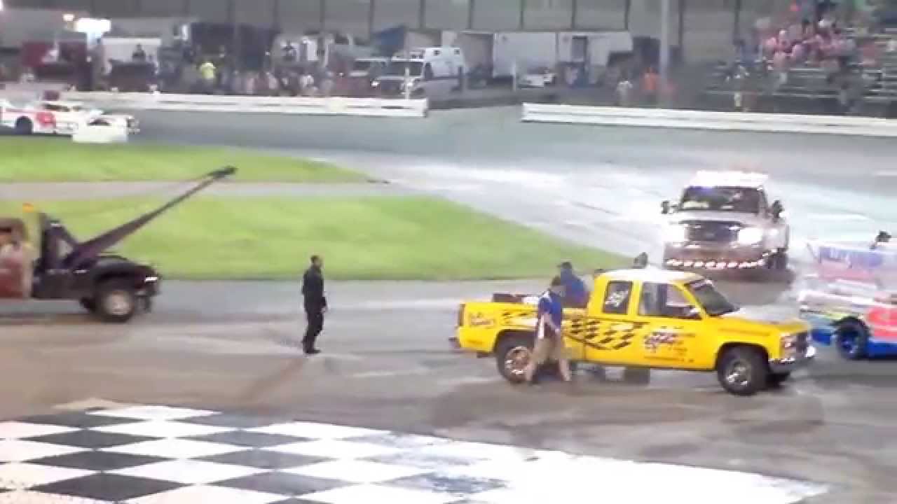 Sportsdrome Speedway Keep Kool 100 big time Figure 8 CRASH - YouTube
