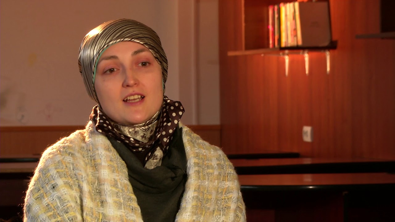 Eşimin Her Gün Namaz Kılması Beni Çok Etkiledi | Moldova Olga 10 - YouTube