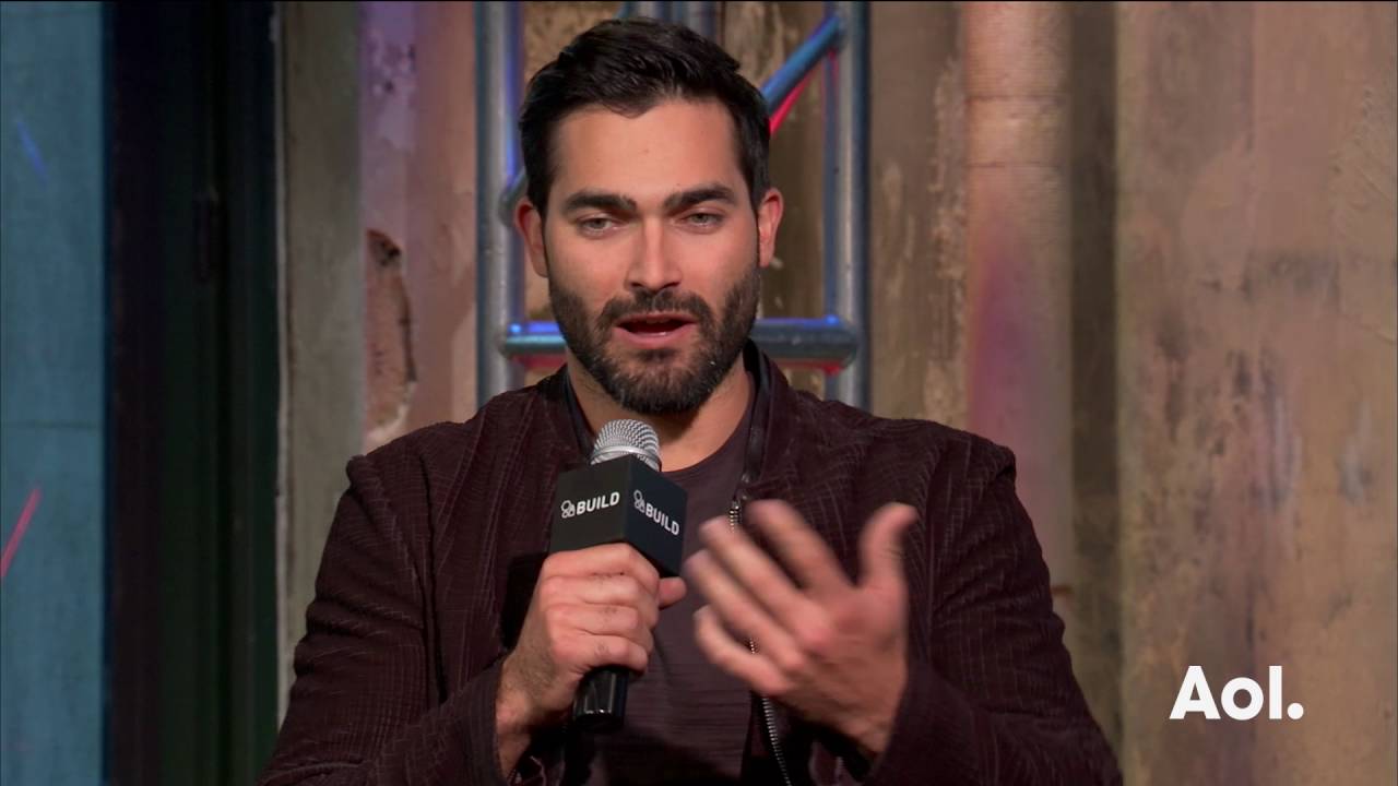 Tyler Hoechlin Talks About A Cool Moment Of Being Superman On Set ...