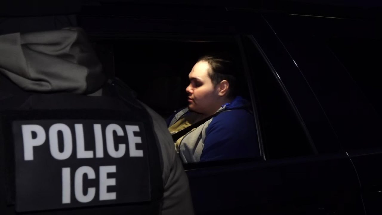 Watch ICE make arrest in Maryland - YouTube