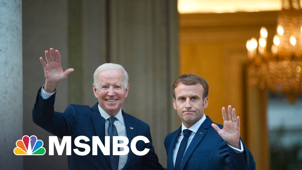 White House Welcomes Emmanuel Macron For State Visit - YouTube