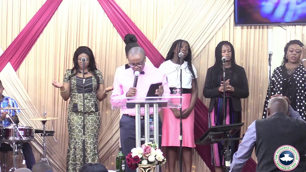 Living A Life of Praise - Pastor Adeyemi Ajayi - YouTube