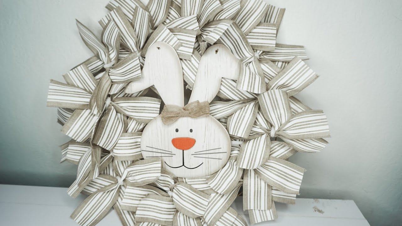 DIY: Easter Burlap Ribbon Wreath || Quick and Easy - YouTube