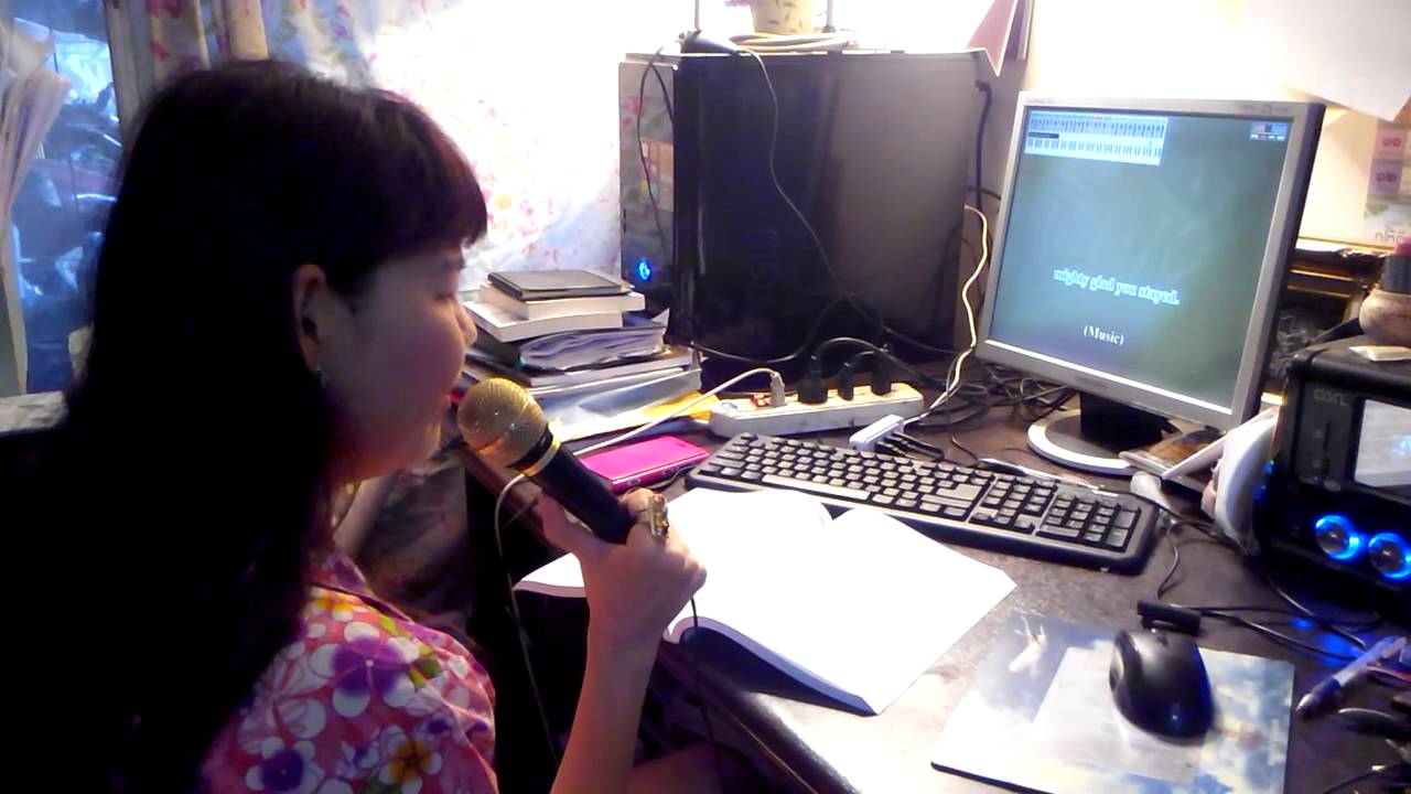 Amy@English Songs - YouTube