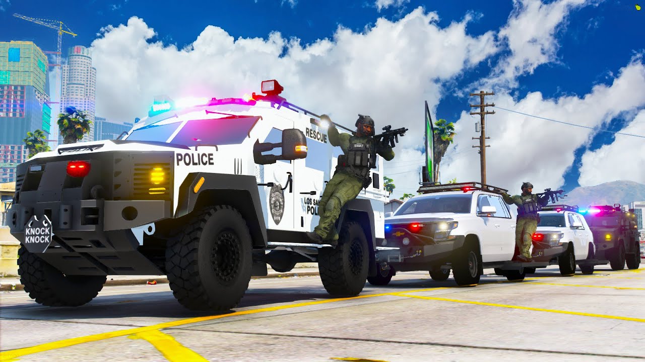BIGGEST SWAT Raid in GTA 5 RP! - YouTube