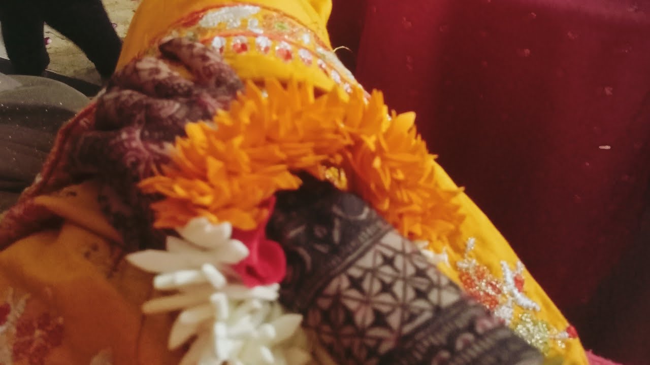 Amna waheed is live! - YouTube