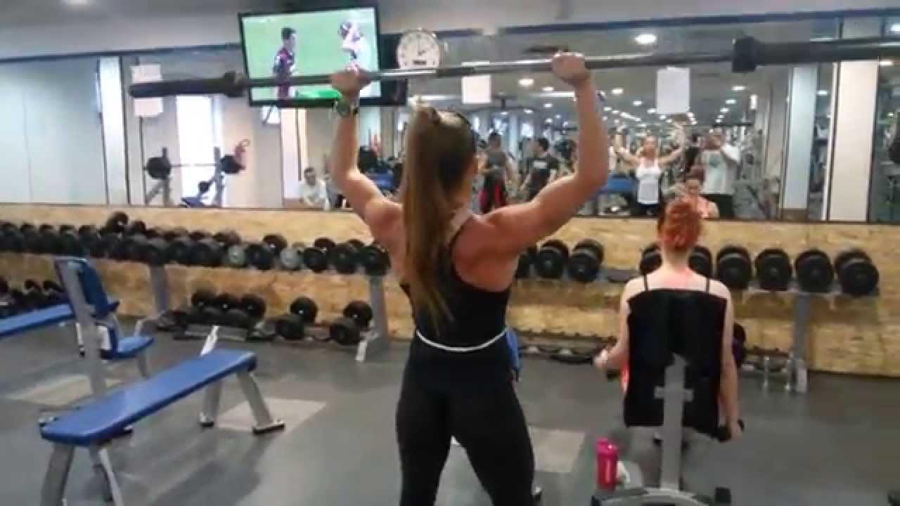 Distensioni con bilanciere - YouTube