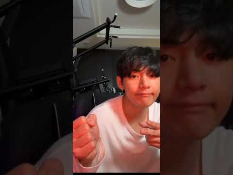 Taehyung singing Justin Bieber's \
