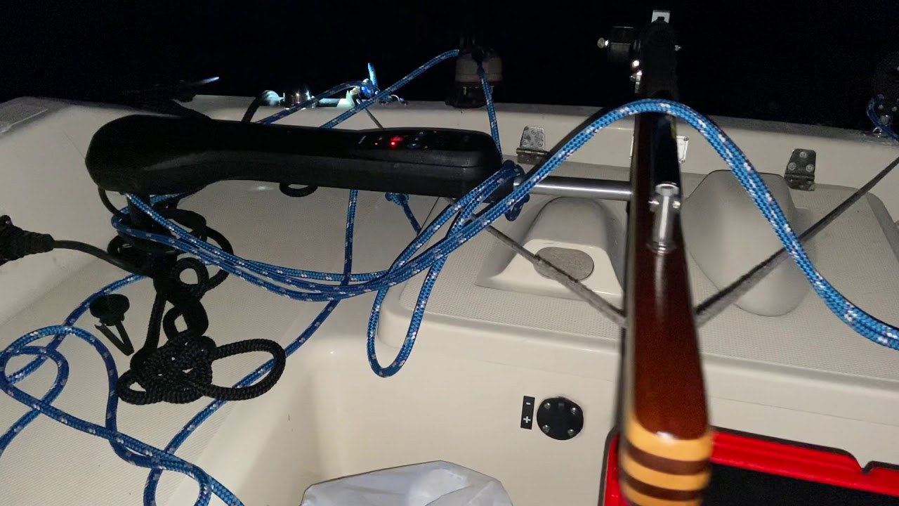 Siren 17 - Simrad TP32 Tiller Pilot Night Shift - YouTube