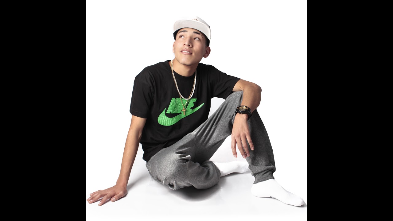 Transmisión en vivo de Jhony paredes - YouTube