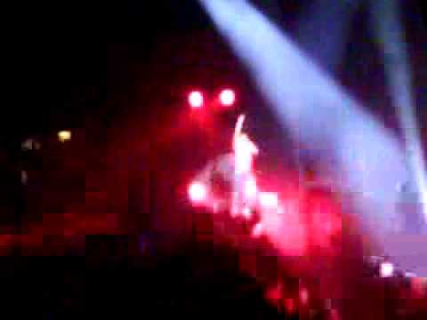 Dizzee Rascal - Sirens Live - YouTube