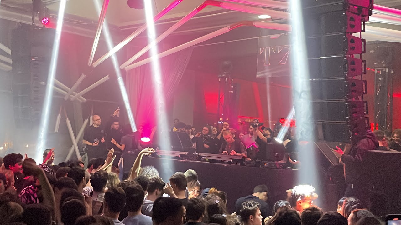 Habstrakt - Intro Tonight Live T7 Paris 10.02.2023 - YouTube