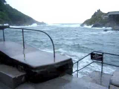 POLPERRO STORM. - YouTube