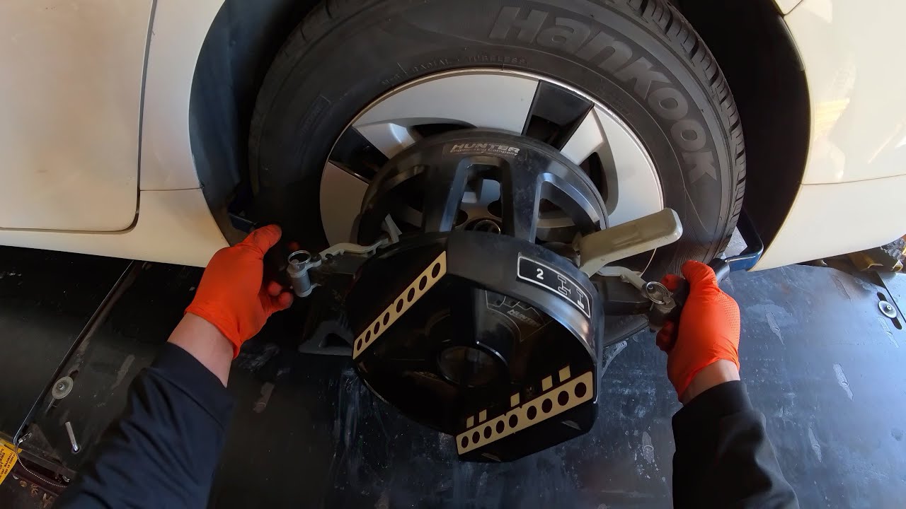 POV Alignment Technician | 2016 Toyota Prius - YouTube