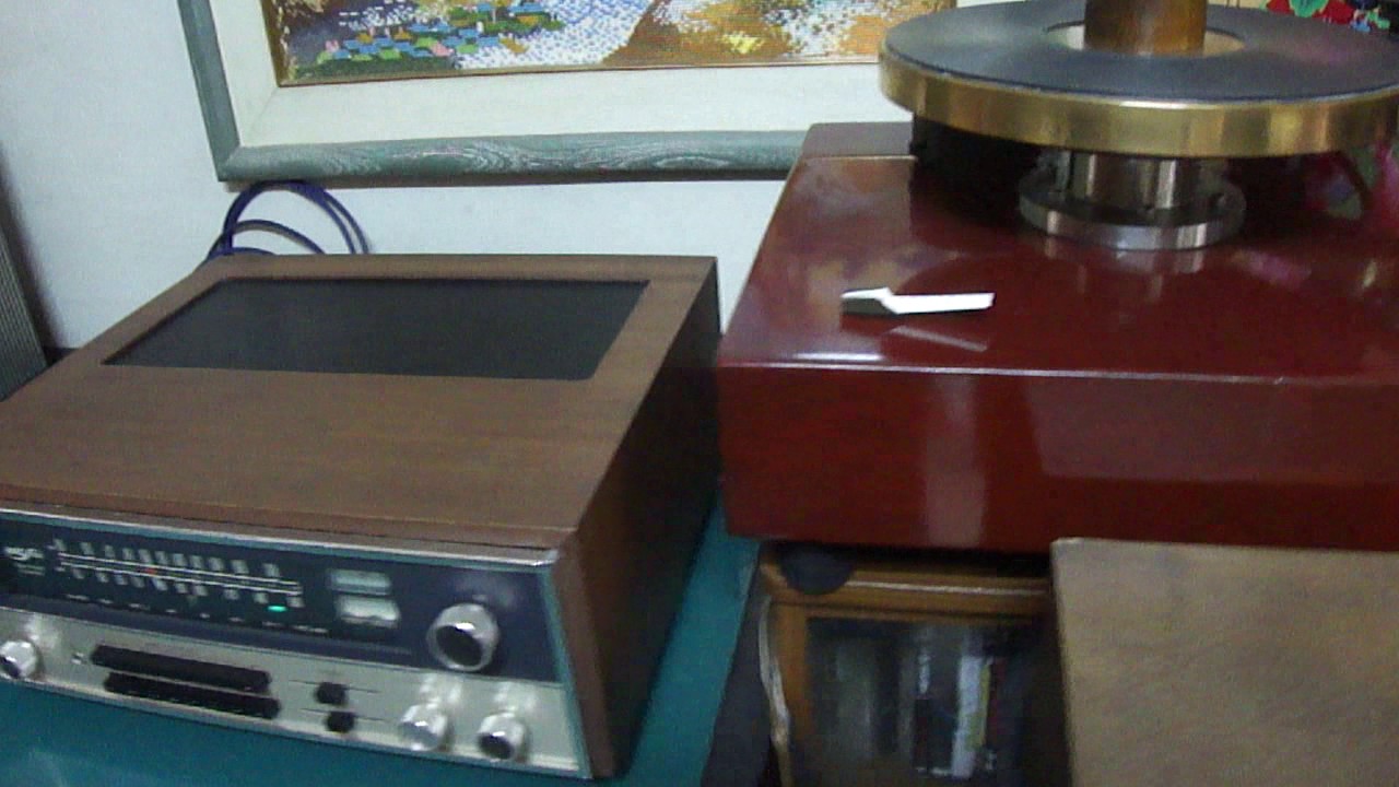 lungyim~Vintage Dual CS 7000 Golden 1 - YouTube