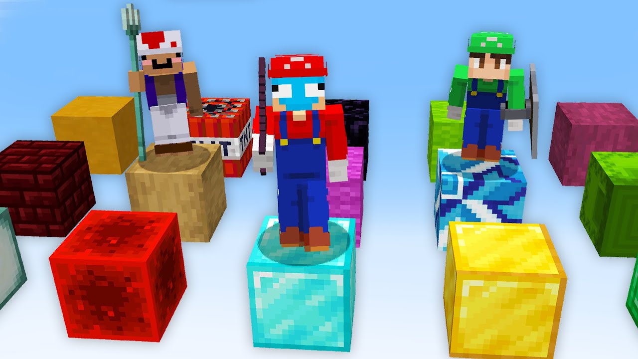 Minecraft Random Block Sky Battle! - YouTube