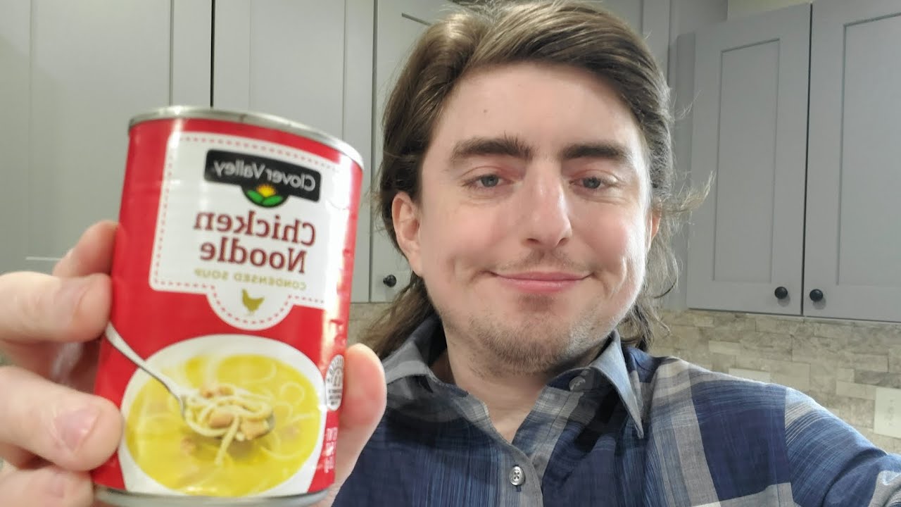 Cooking Clover Valley Chicken Noodles Soup - YouTube
