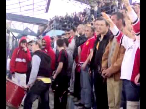 Ultras Guerrils 08-09 Paro Laci kendon me Ultrasit e Kuq - YouTube