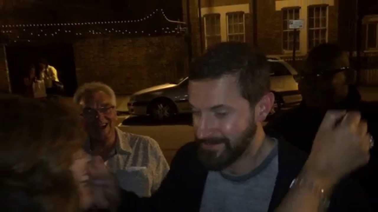 Richard Armitage | The Crucible Stage Door Experience - YouTube