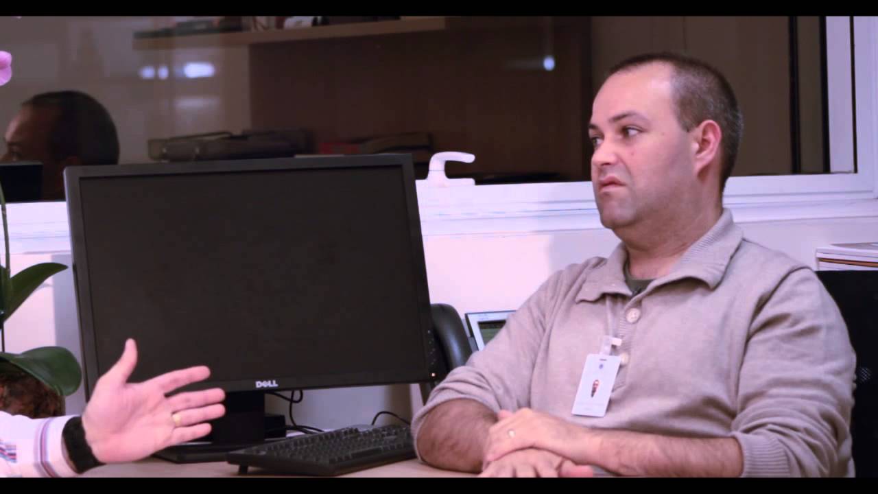 Dr. Rodrigo Thomaz - Esclerose Múltipla - YouTube