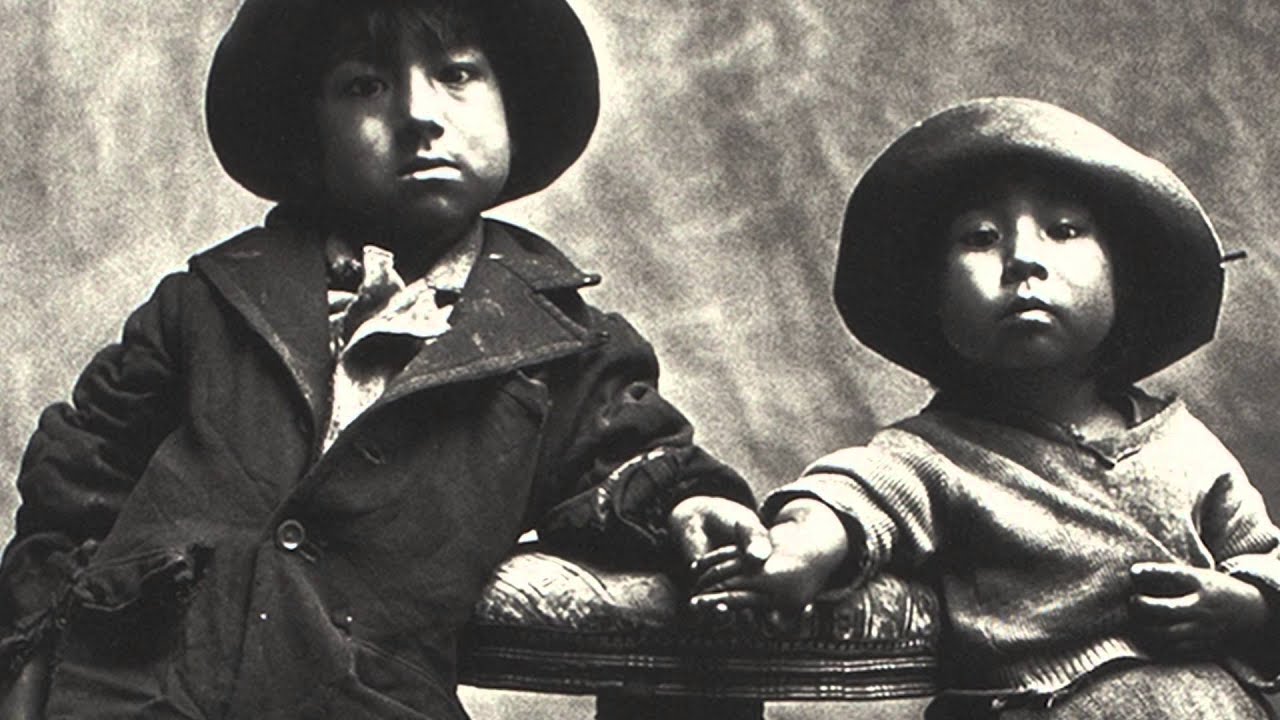 Irving Penn – Cuzco Children, 1948 – English version - YouTube