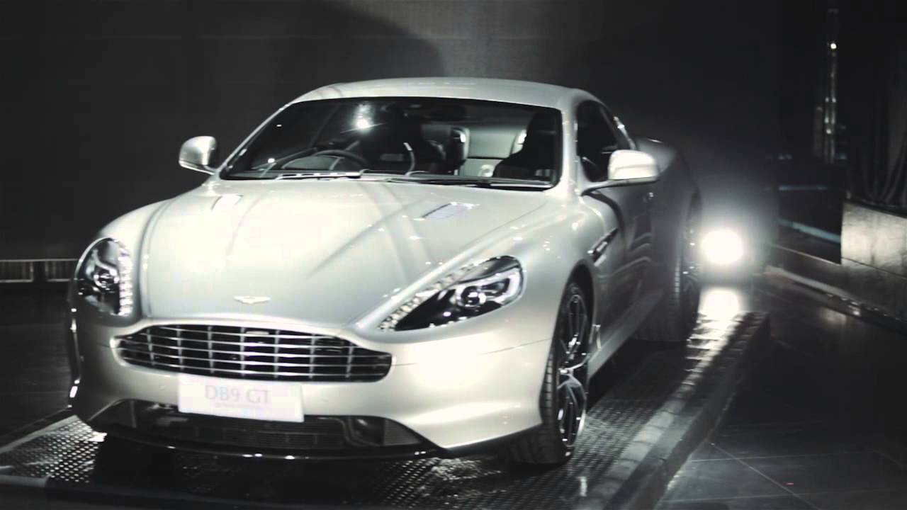 Aston Martin DB9 Bond Edition - YouTube