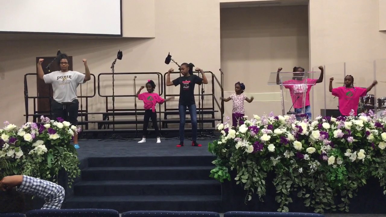 Young girls Praise Dance - YouTube