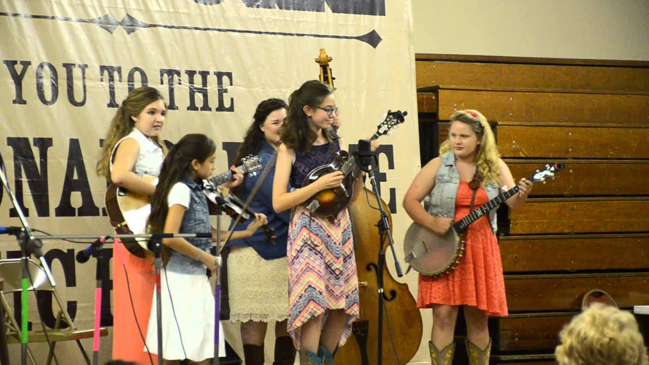 Twang All Girl String Band---Armed Forces Medley - YouTube