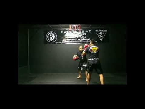 Jeet Kune Do - Jun Fan Kickboxing Training. - YouTube