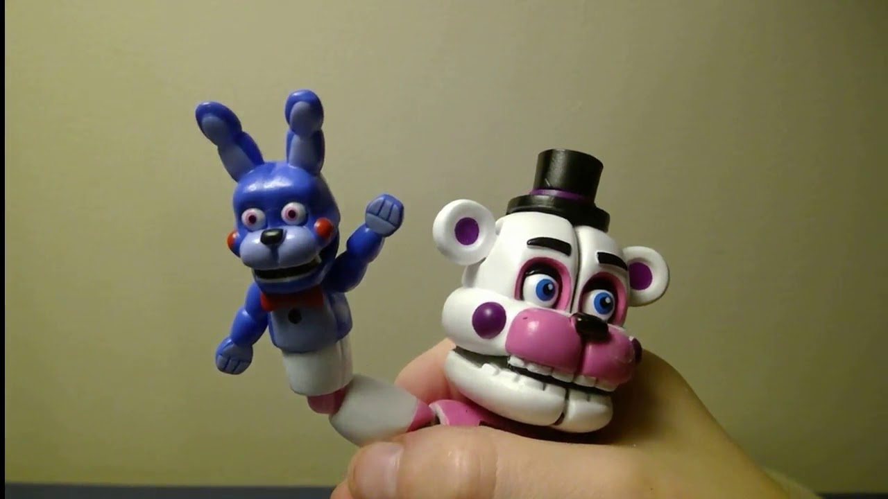 Unboxing Funtime Freddy - YouTube