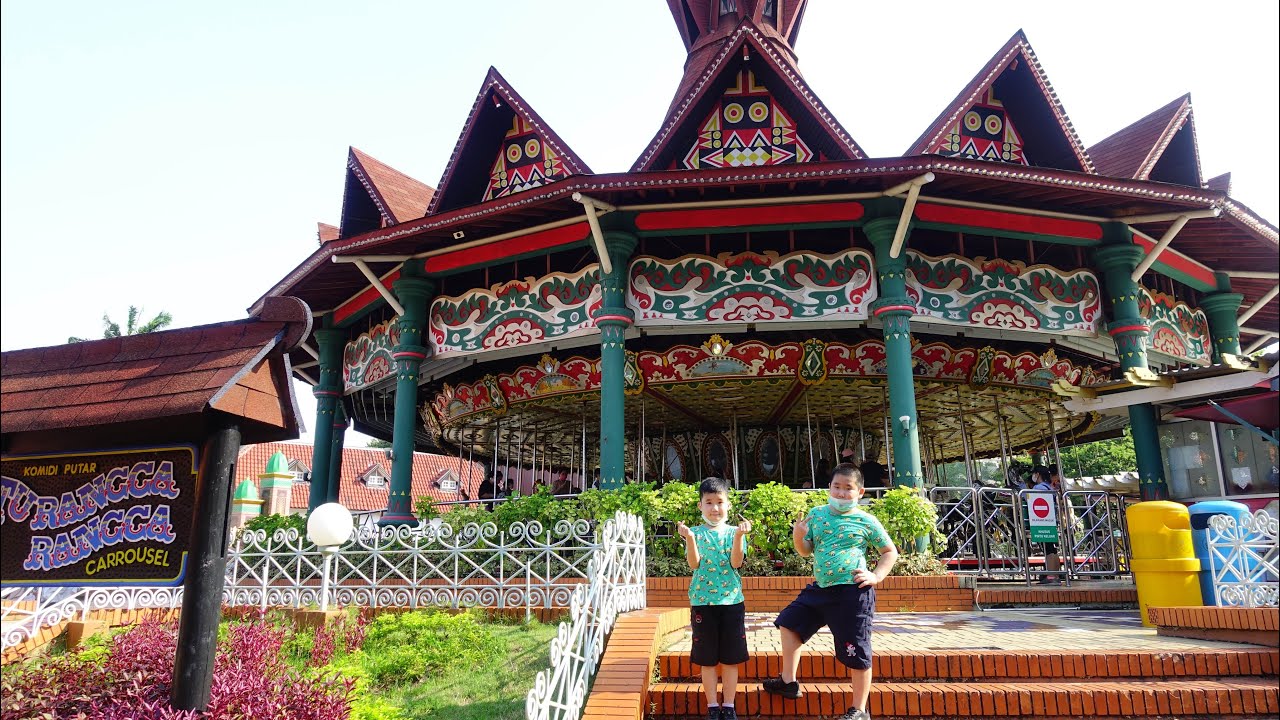 Komidi Putar Turangga Rangga Dufan Ancol (LIVE) - YouTube