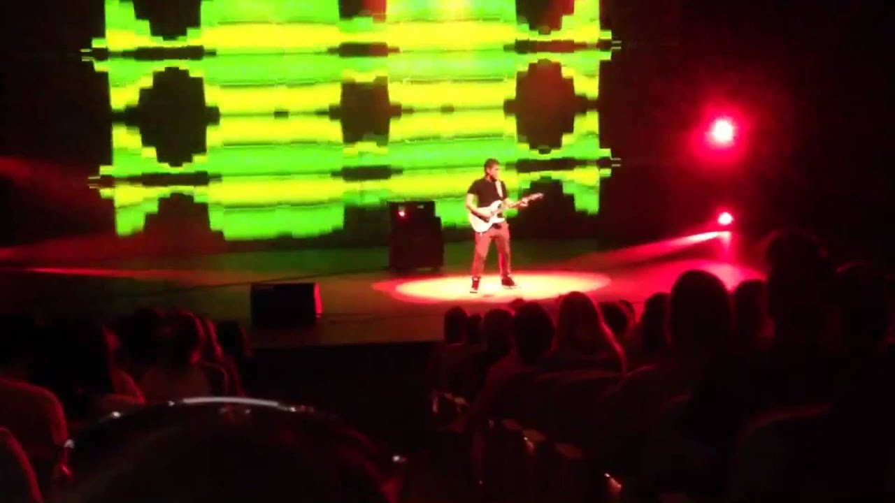 Guitar Solo Talent Show - YouTube